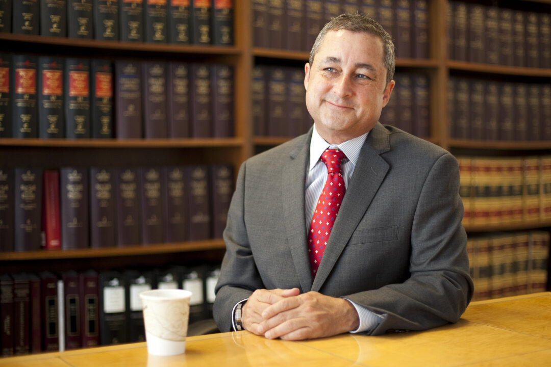 This is New York: Raymond Dowd, a Lawyer With an Unconventional Hero ...