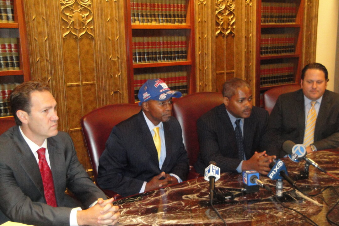 Man Found Innocent After 14 Years in Prison for Rape Charge | The Epoch ...
