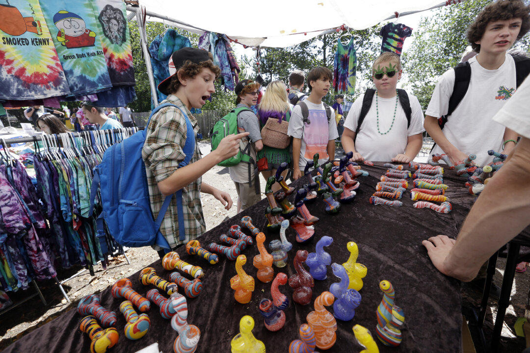 Hempfest 2013: Pot Activists Still Divided | The Epoch Times