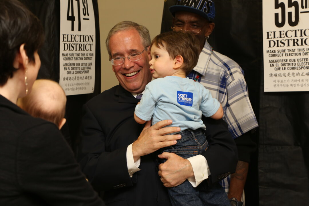 Stringer Votes for Himself | The Epoch Times
