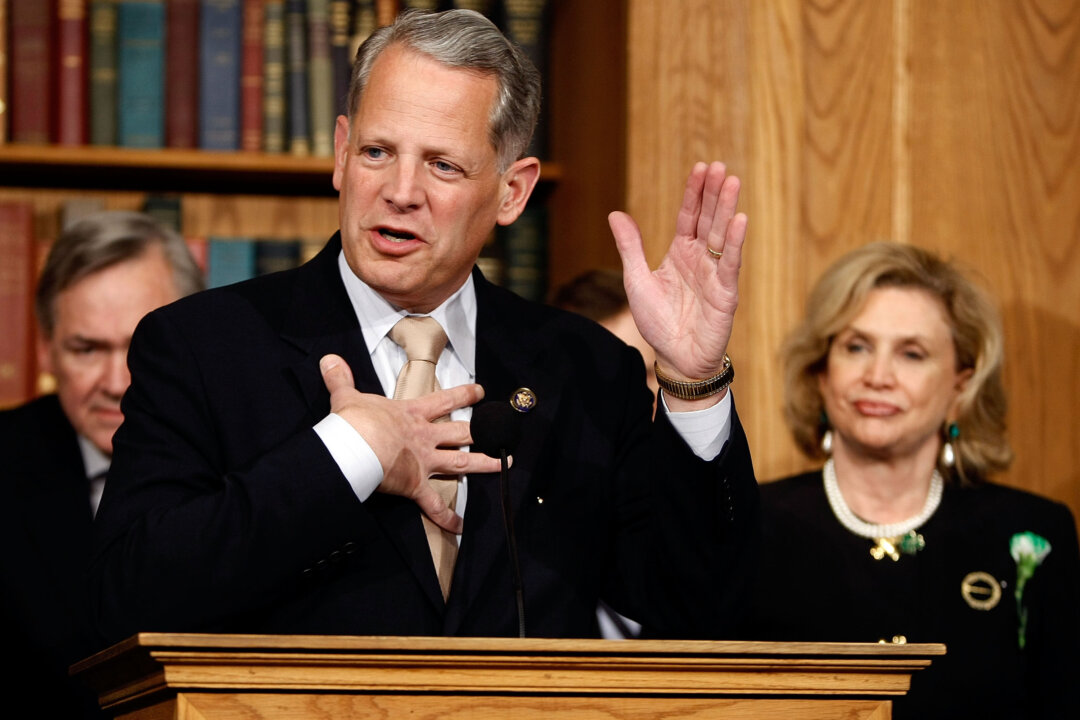 US Congressman Steve Israel’s Bold Recovery Plan | The Epoch Times