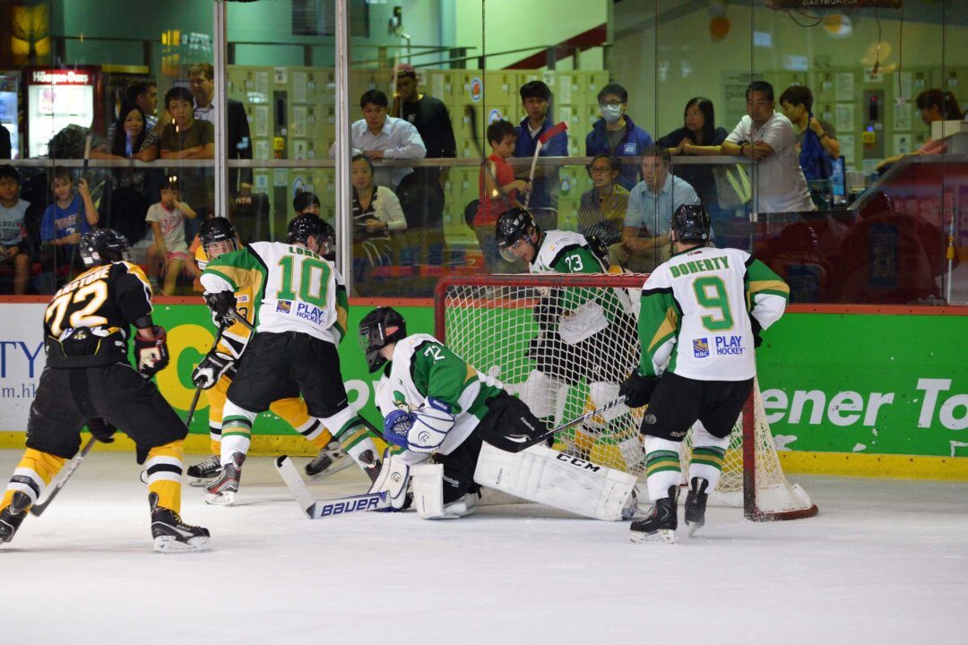 Sharks and Aces Notch Up First Round CIHL Wins | The Epoch Times
