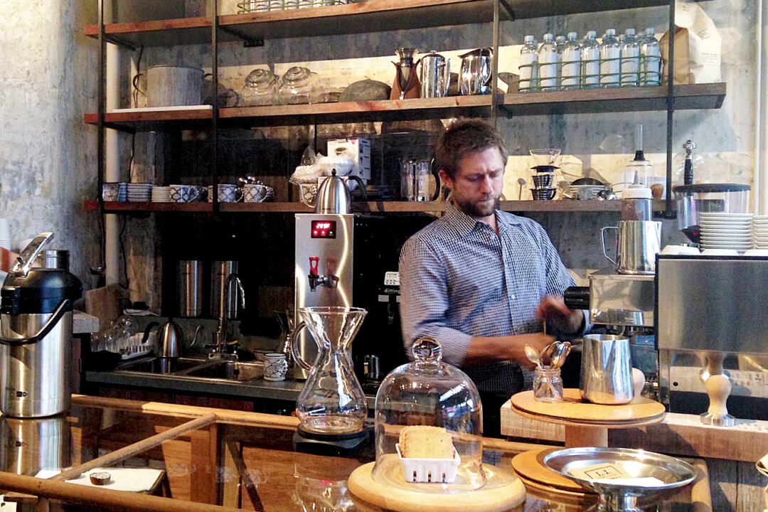 ALT Coffee Opens in Midtown | The Epoch Times