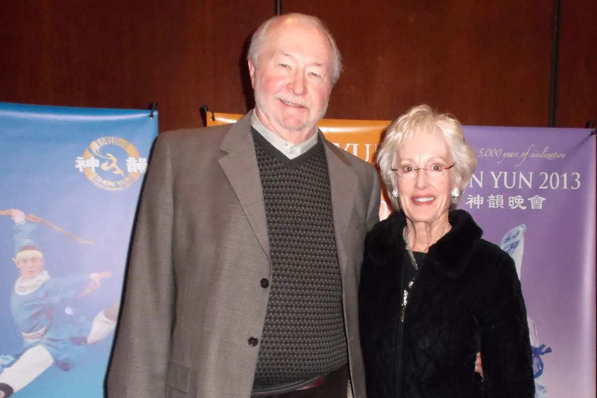 Words Useless in Describing Beauty of Shen Yun, Says Retired Lawyer