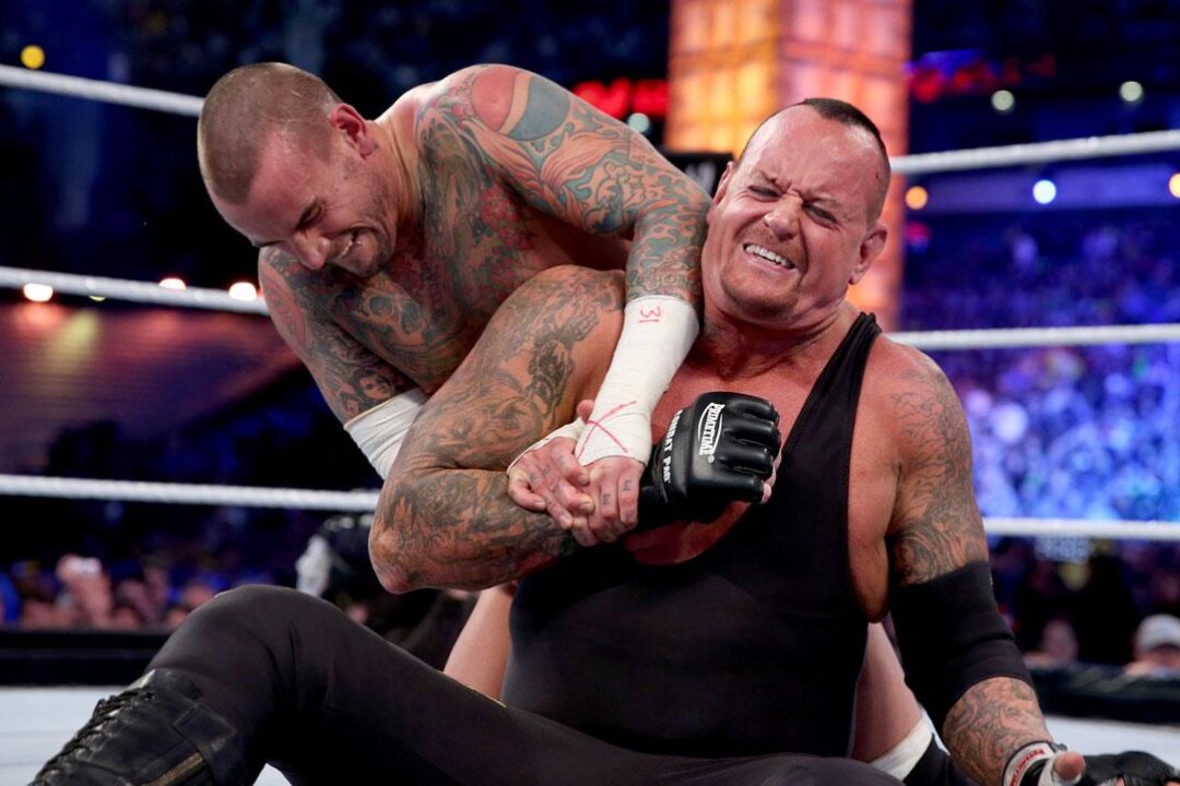 Undertaker Dead Hoax: ‘WWE Legend The Undertaker' Hasn't Died 'In Texas Home’; Mark Calaway is ...