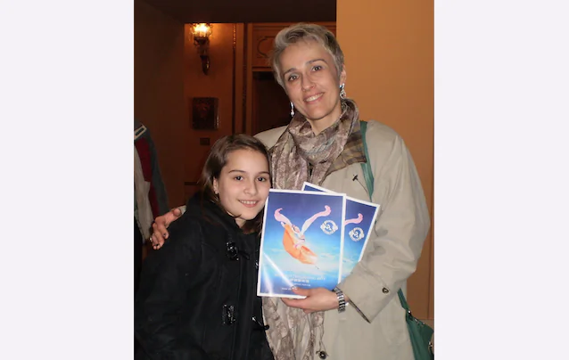 Professor Says Shen Yun Is a Great Experience