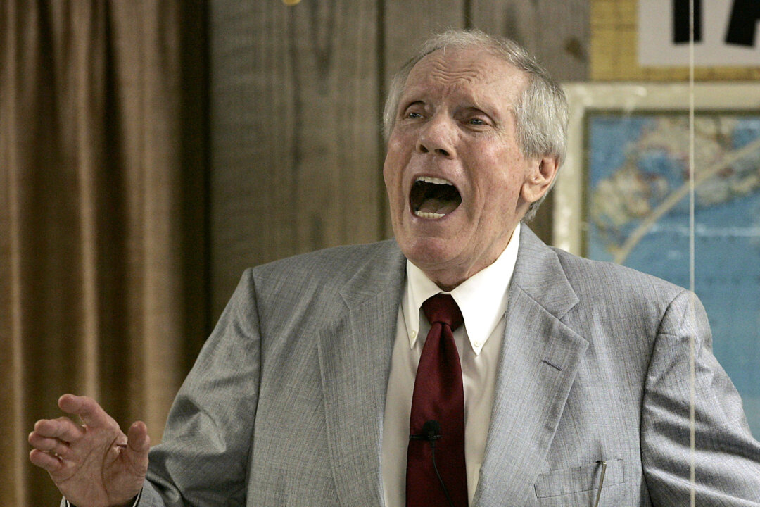Fred Phelps ‘Deathbed Confession’ Article is Fake | The Epoch Times