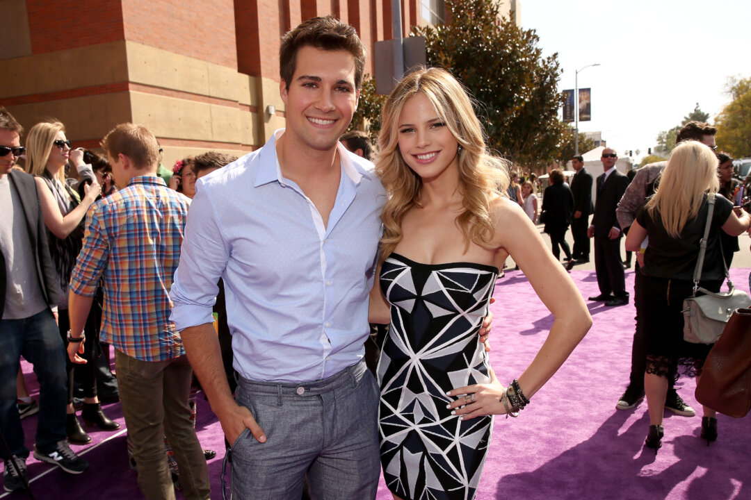 Halston Sage and Zac Efron Dating? Rumored Relationship Details ...