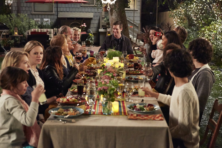Parenthood Season 5 Finale Spoilers: Joel and Julia Get Back Together ...