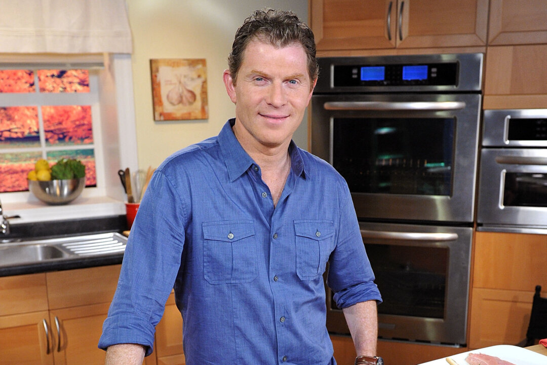Bobby Flay Says Learning ‘How to Lose’ During Childhood Helped Shape ...