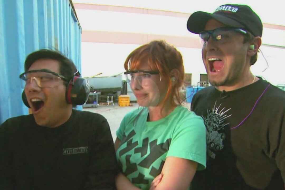 MythBusters Cast: New Episodes Won't Have Kari Byron, Tory Belleci and ...