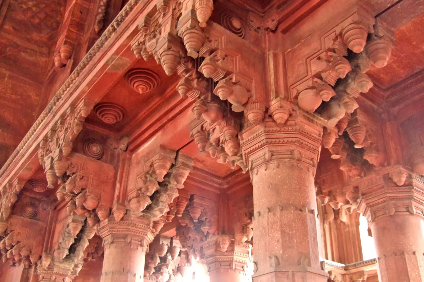 Visiting Taj Mahal, Agra and Mathura in India