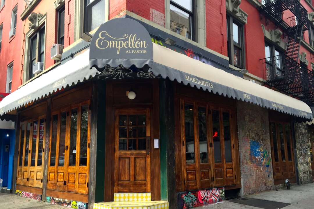 Alex Stupak Opens Empellón Al Pastor | The Epoch Times