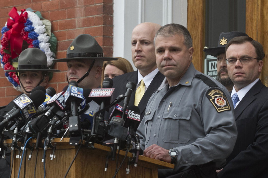 Eric Frein Caught After 48-Day Manhunt: ‘We Just Had a Hunch’ | The ...