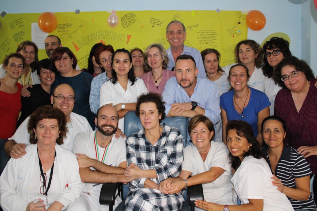 Ebola in Spain: Nurse Teresa Romero Cured of Ebola, Moves Out of ...