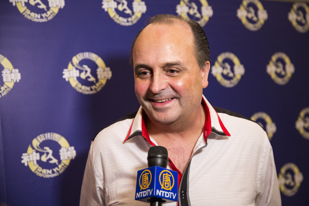 Producer Stephan Klovan Charged Up By Shen Yun | The Epoch Times