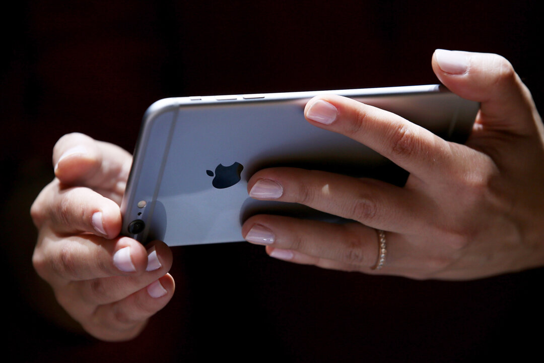 A Look Ahead At Mobile | The Epoch Times