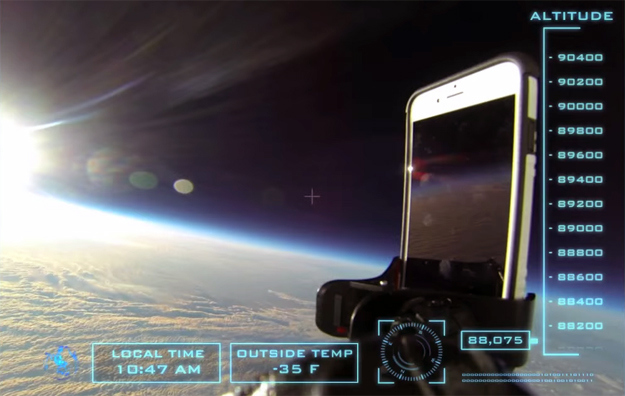 What Happens When You Drop an iPhone 6 From Space (Video) | The Epoch Times