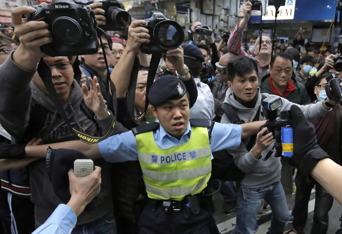 Hong Kong Police Use Pepper Spray Make Arrests In Yuen Long Protest