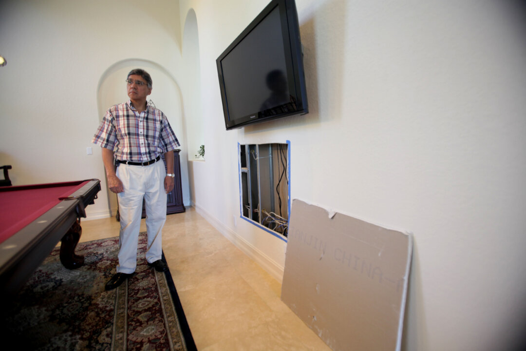 US Victims Finally Get Paid in Toxic Chinese Drywall Case | The Epoch Times