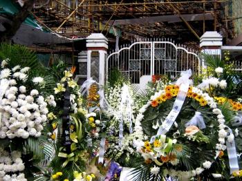 Identities of Shanghai Fire Victims Kept Secret | The Epoch Times