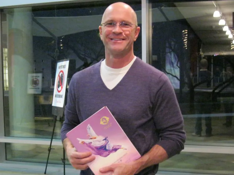 Senior VP on Shen Yun: ‘There’s a buzz about it’