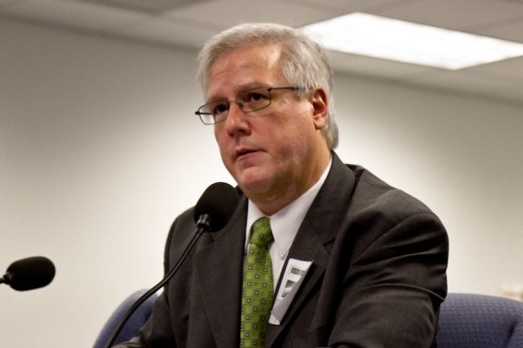 Assembly Reviews Voting Process | The Epoch Times