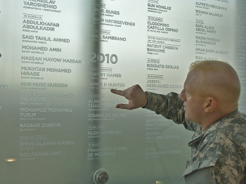 Memorial in DC Honors Fallen ‘Exceptional Journalists’ | The Epoch Times