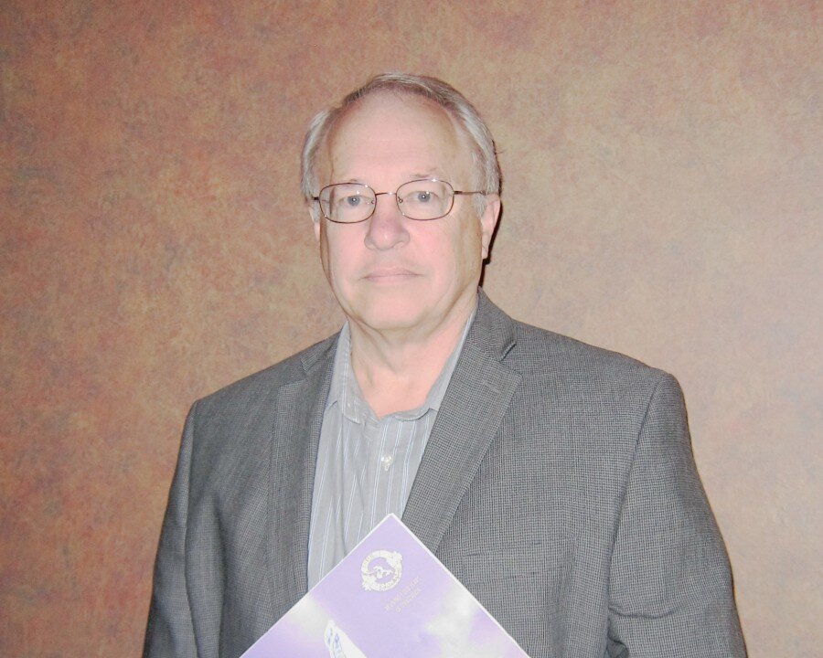 Shen Yun ‘Just makes you feel good,’ Says CEO | The Epoch Times