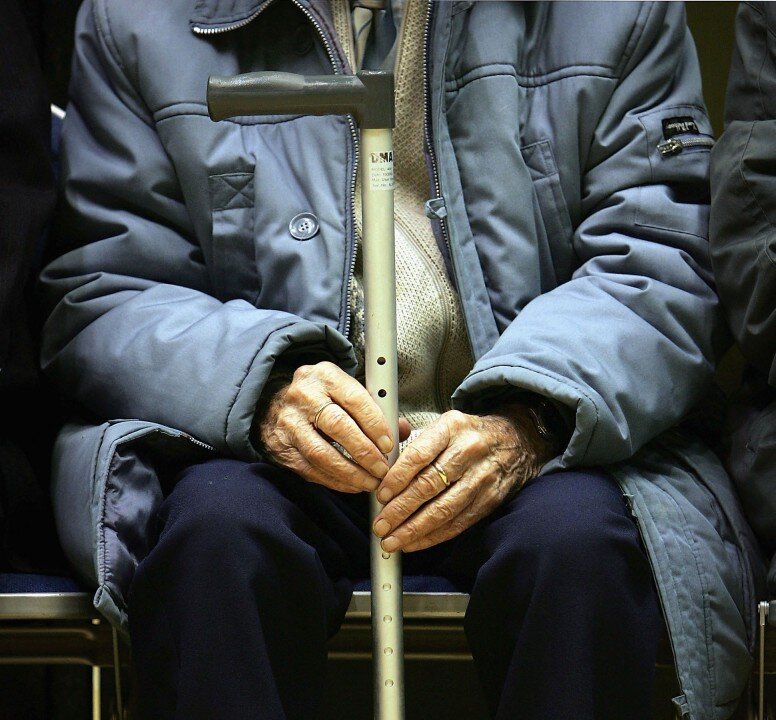 Celebrities Back Campaign to Keep Elderly Warm This Winter | The Epoch ...