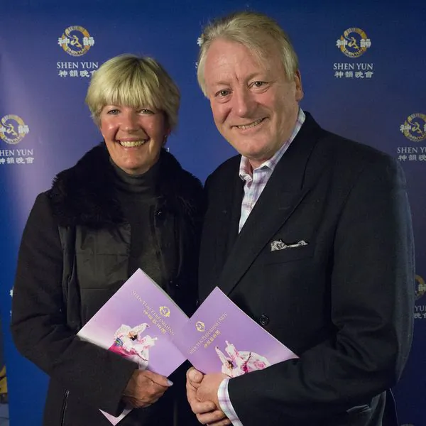 Shen Yun Full of Vitality, Says Former Director of Auction House