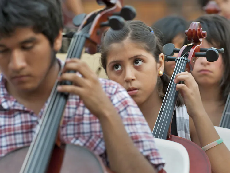 Music Lessons for Kids in Peru (Photo)
