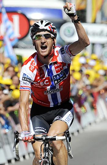 Arvesen Sprints to Win Stage Eleven of the Tour de France | The Epoch Times