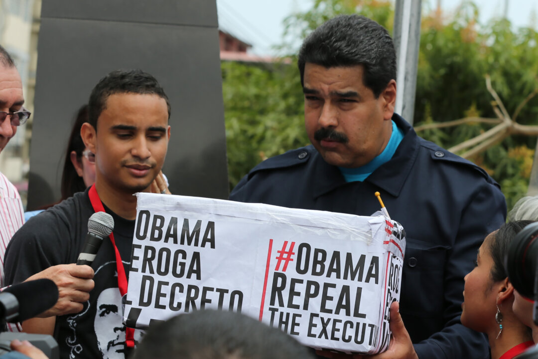 Venezuelan Opposition Stages March Against Hunger | The Epoch Times