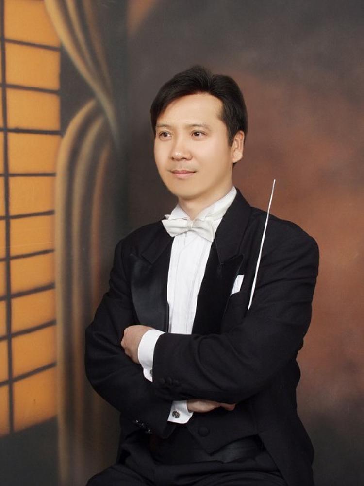 Orchestra Conductor: Shen Yun Presents The Arts From Heaven