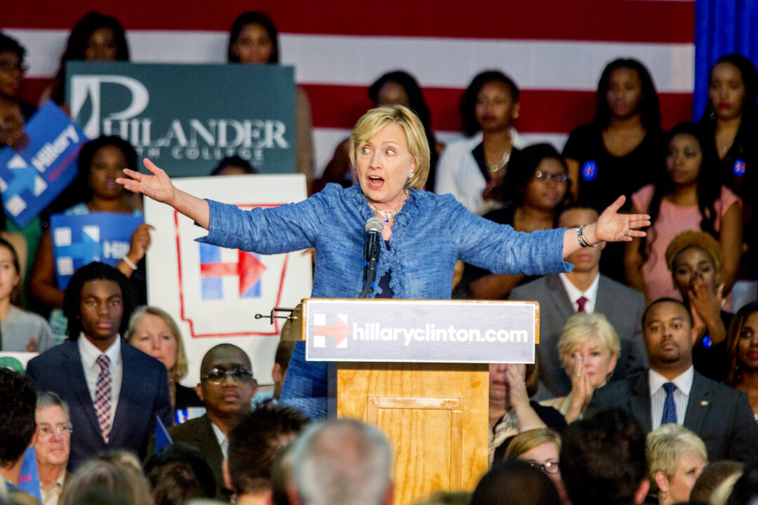 Calendars Show Clinton’s Availability to Supporters | The Epoch Times