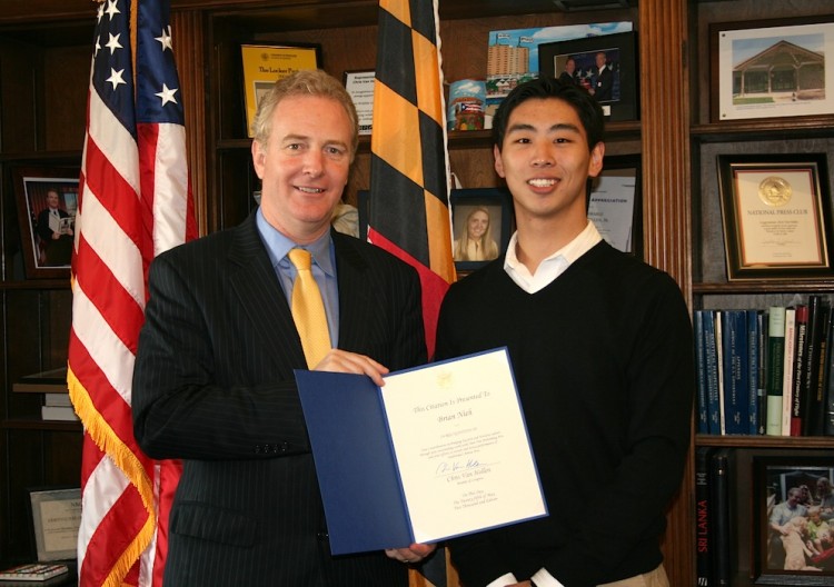 Rep. Van Hollen Meets Young Artists of Shen Yun Performing Arts