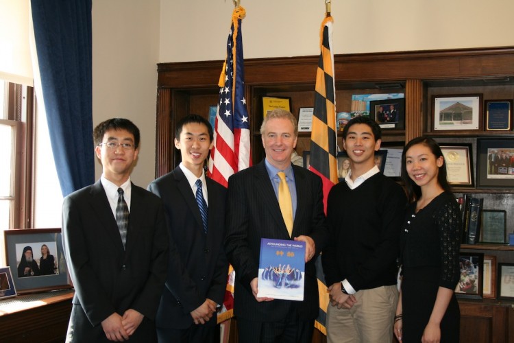 Rep. Van Hollen Meets Young Artists of Shen Yun Performing Arts