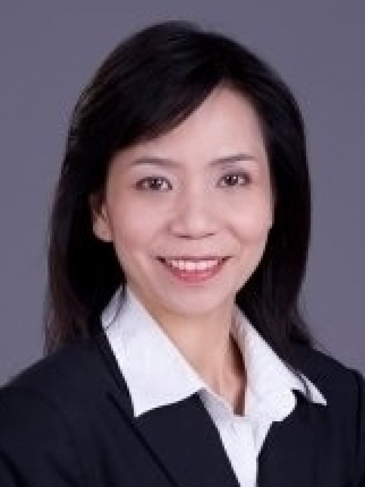 Exquisite Harmony Under Her Baton