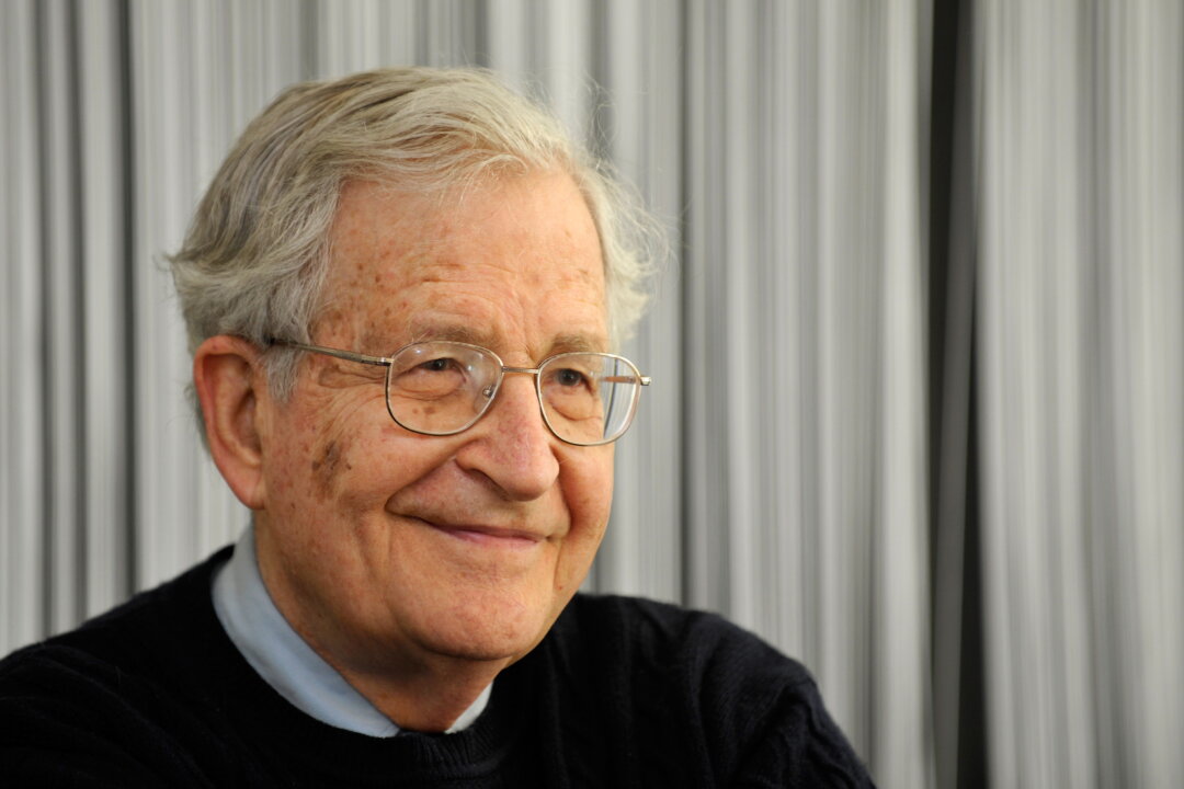 Chomsky Told Us: We Have Grammar in Our Heads | The Epoch Times