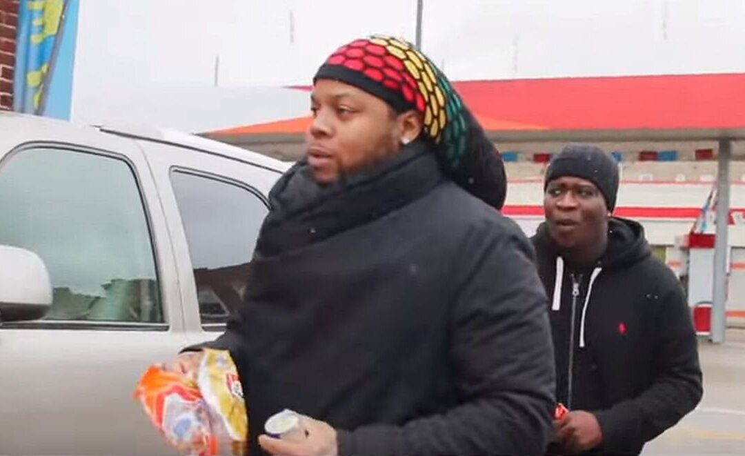 King Louie Shot in the Head in Chicago, Management Says He's Not Dead ...