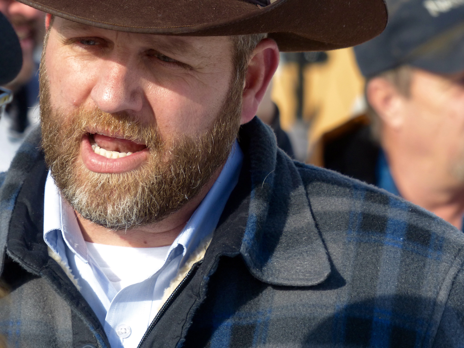 Clive Bundy Sons Lead Armed Group in Occupying Malheur National ...