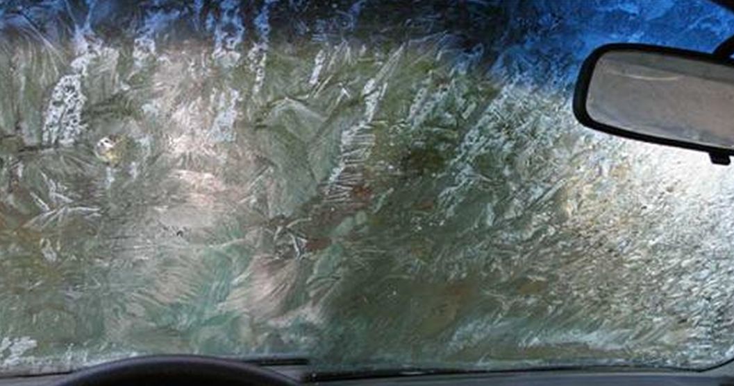 Here's the Best Way to Defog Your Car Windshield 'Using Science' | The ...