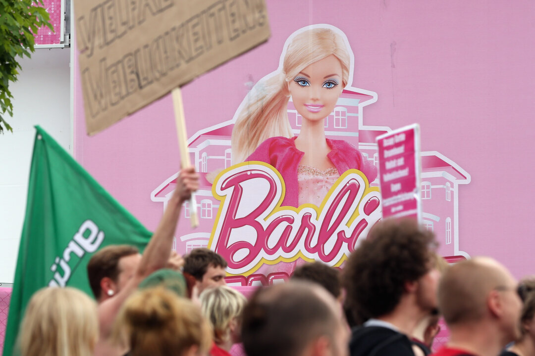 Mattel Debuts New Barbie Body Types: ‘Tall,’ ‘Petite,’ and ‘Curvy ...