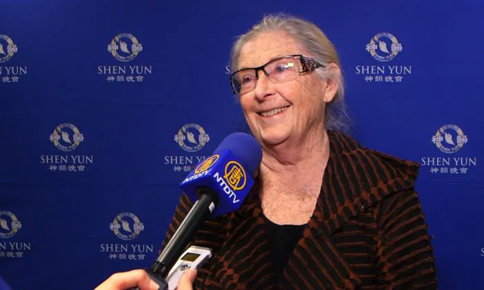 Economist Will Go to Great Lengths to See Shen Yun Yearly