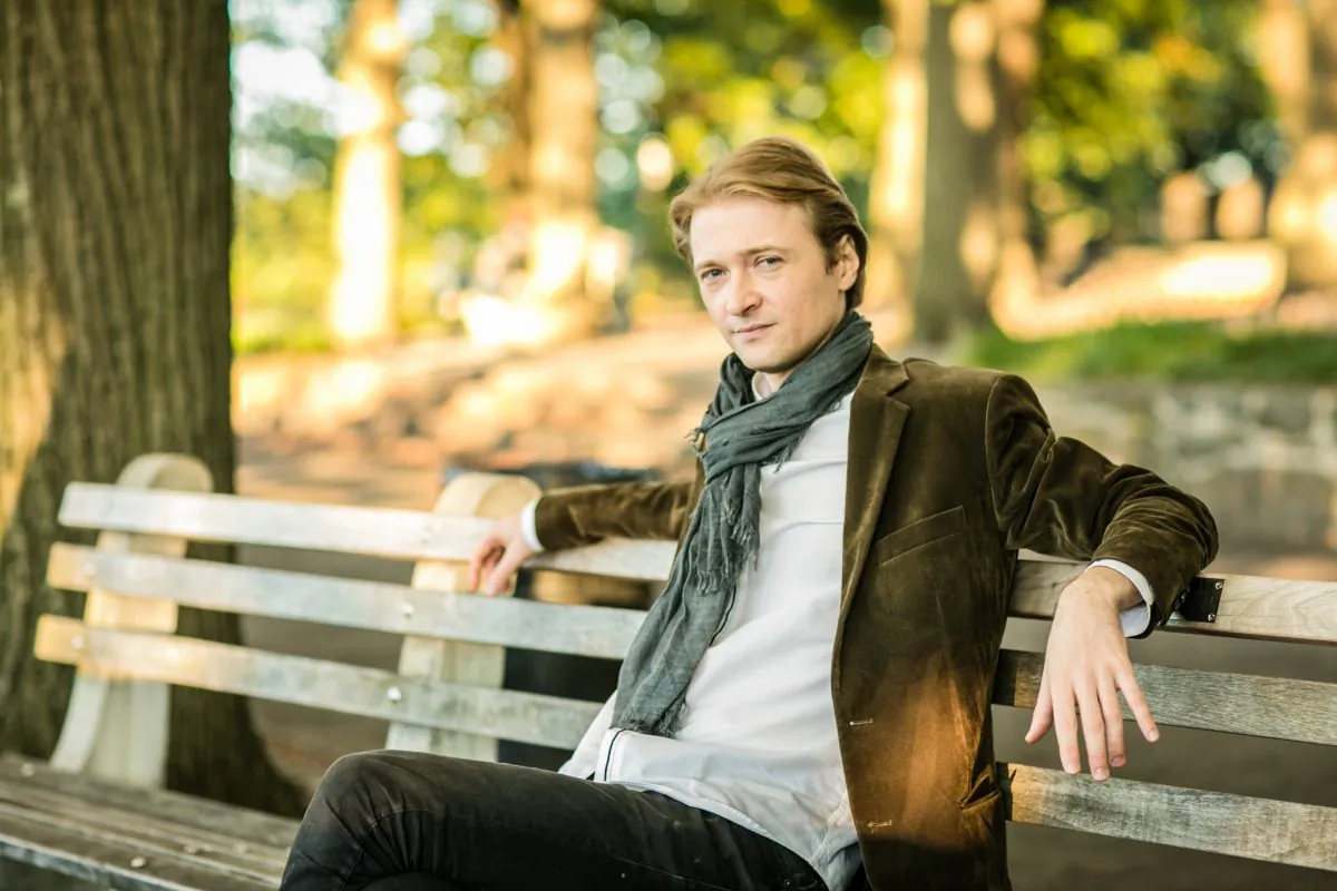 The Power and Sensitivity of Pianist Dmitri Levkovich