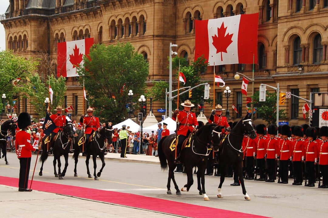 Recognizing 3 Inspirational Canadians on Canada’s 150th | The Epoch Times