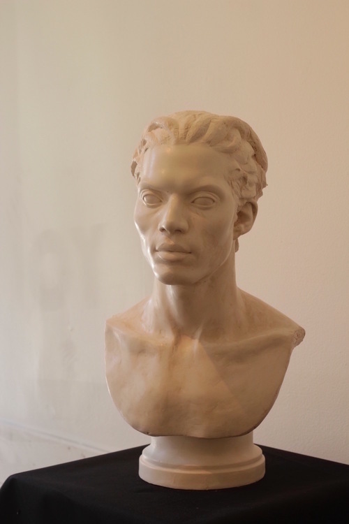 Sculptor Charlie Mostow Keeps It Universal