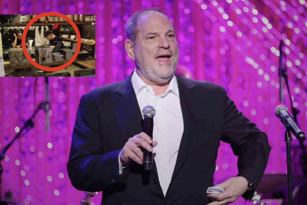 Harvey Weinstein Spotted in Blond Wig Disguise | The Epoch Times