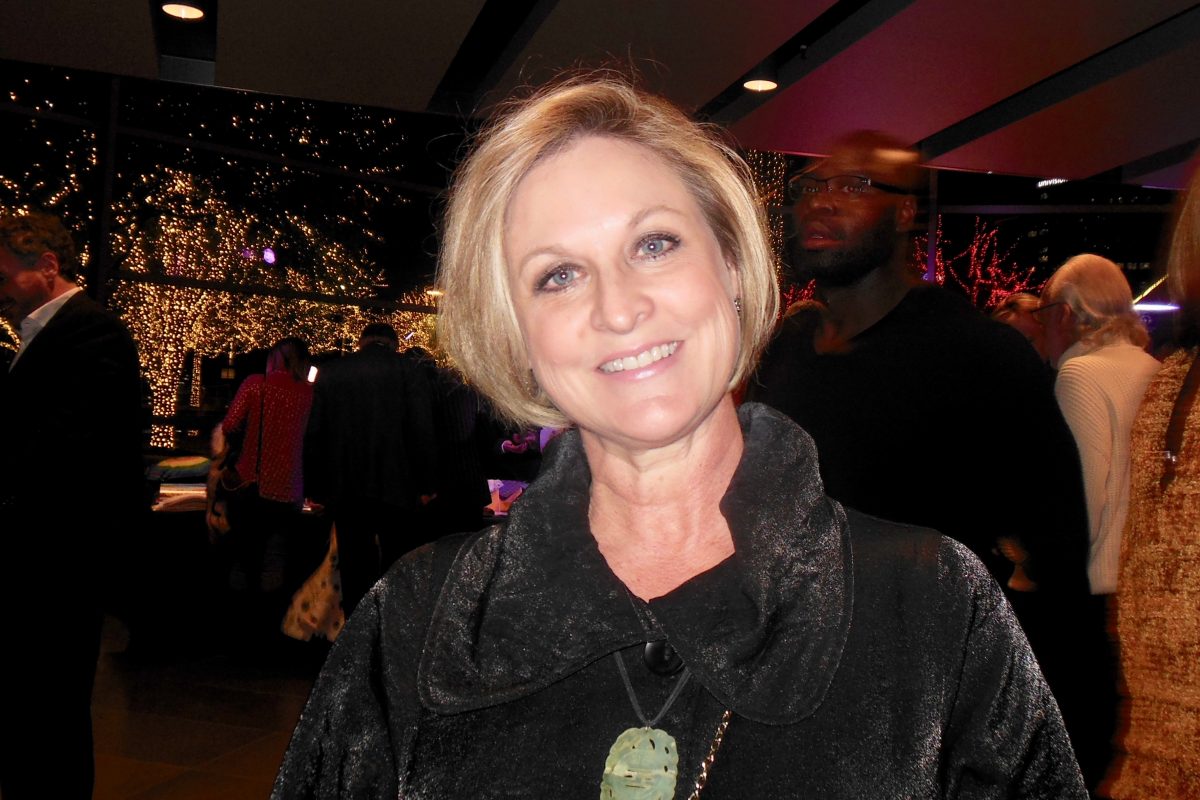 Singer Enjoys the Musical Score at Shen Yun